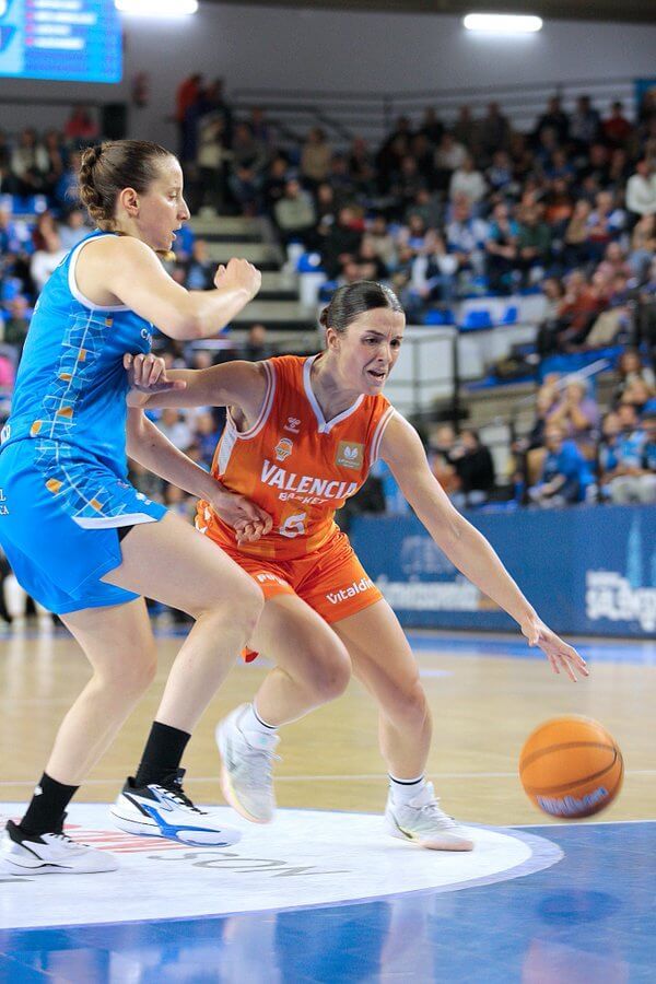 Valencia Basket muere en la orilla ante el Perfumerías Avenida (58-57)