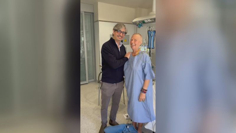 El cirujano Diego González Rivas salva la vida a una mujer al ...
