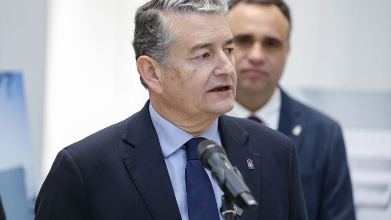 La Junta de Andalucía mantiene el seguimiento en el entorno familiar de ...