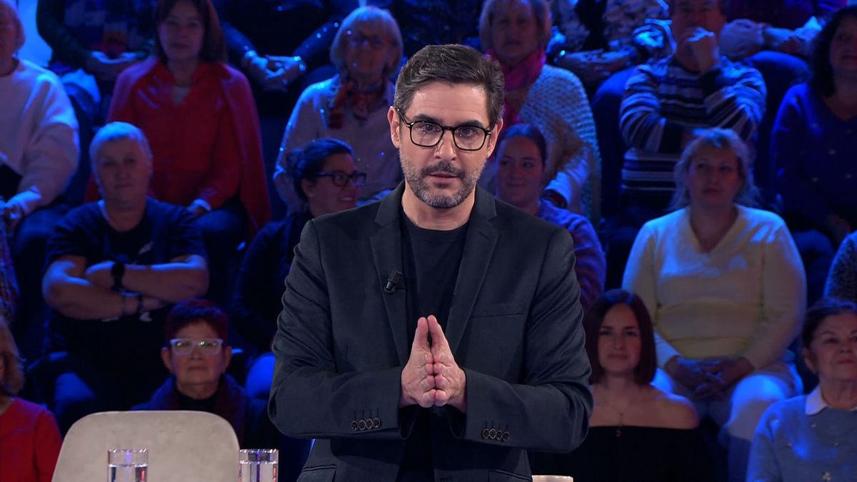 El emotivo homenaje de Juanra Bonet a Jesús Vázquez en '¡Allá tú!'