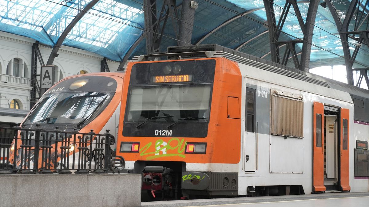 Los trenes de Rodalies en Cataluña siguen sin prestar servicio por ...