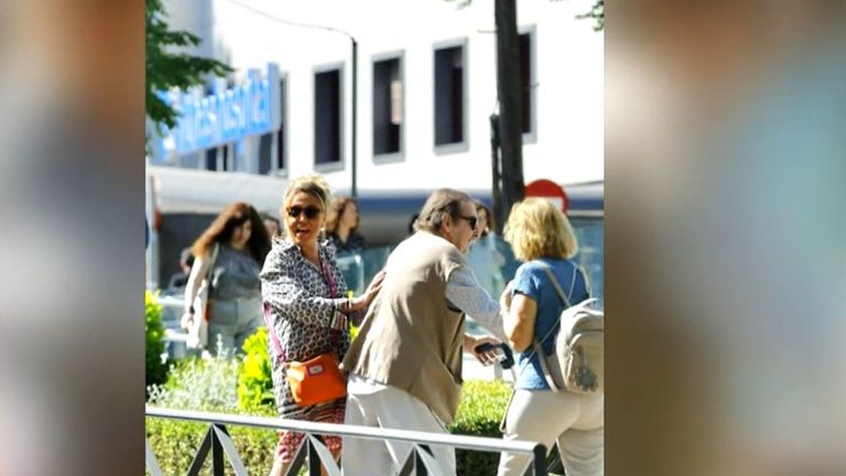 Las primeras imágenes de Charly, marido de Lydia Lozano, volviendo a ...