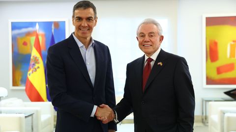 Sánchez recibe por primera vez al embajador de EEUU a menos de un mes ...